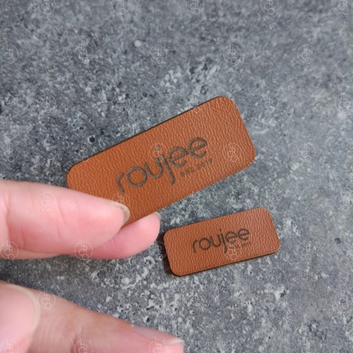 Jual CUSTOM ENGRAVED EMBLEM LABEL TAG LOGO BRAND GRAFIR KULIT SINTETIS ...