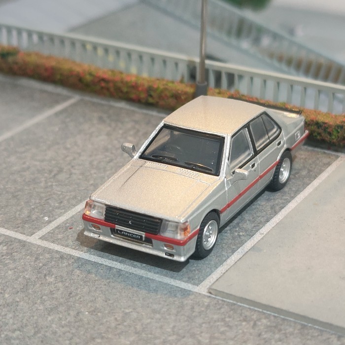 Jual Mitsubishi Lancer EX2000 SL 1/64 JKM Sealed Box | Shopee Indonesia