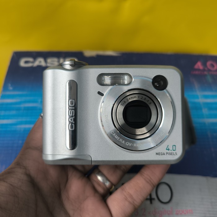 Jual Casio QV-R40 Vintage Like New Kamera Digicam | Shopee Indonesia