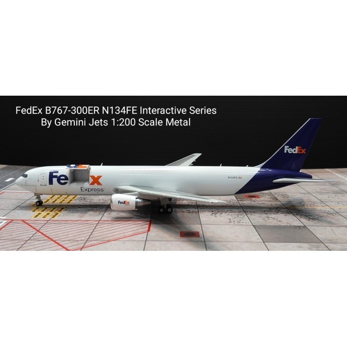 Jual DIECAST PESAWAT TERBANG FedEx B767-300ER N134FE Interactive Series ...