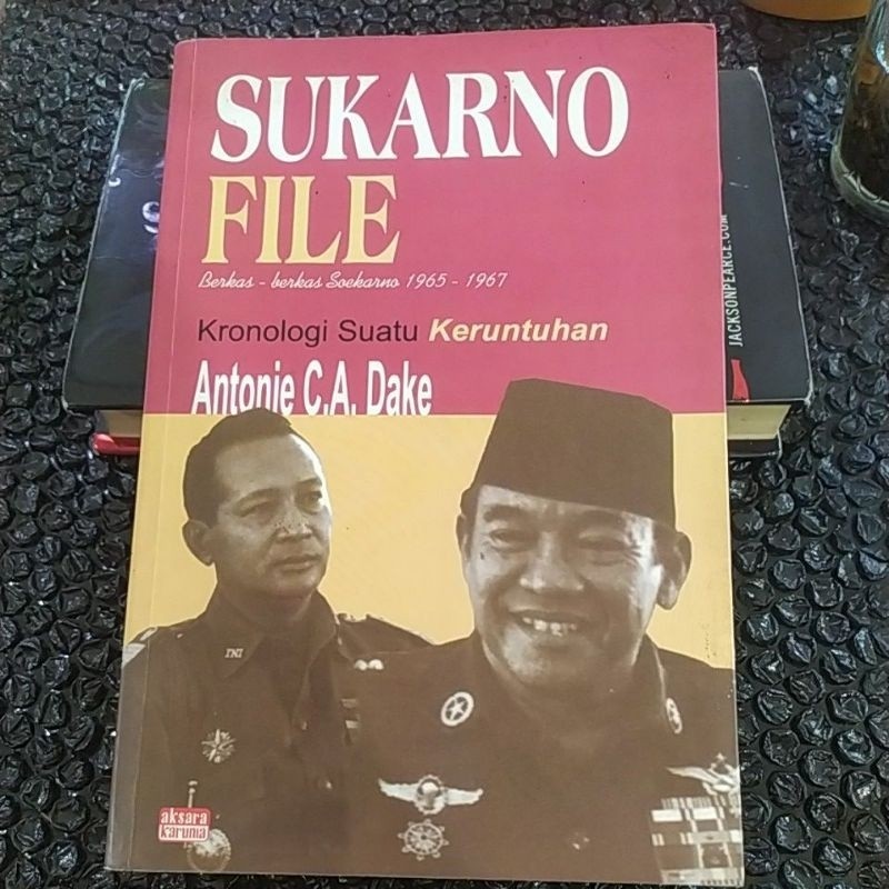 Jual Sukarno file berkas-berkas soekarno 1965-1967 kronologi suatu ...