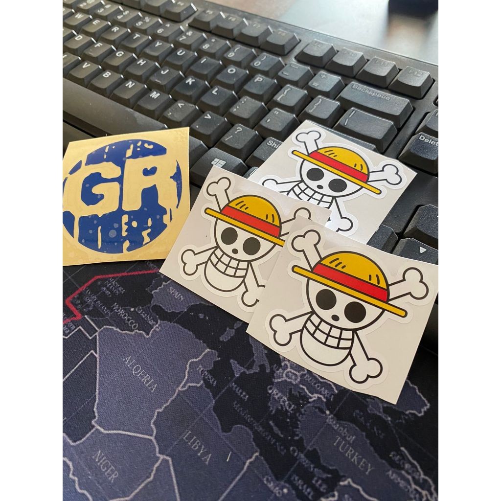 Jual Stiker Logo Kru Topi Jerami Motor Vinyl Cutting Murah Bisa Satuan ...