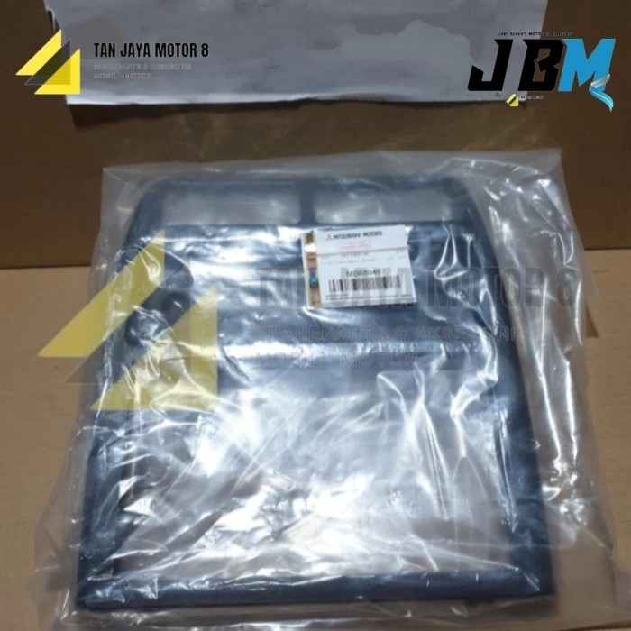 Jual MB680467 PANEL CENTER DASHBOARD RADIO MITSUBISHI T120SS ORIGINAL ...