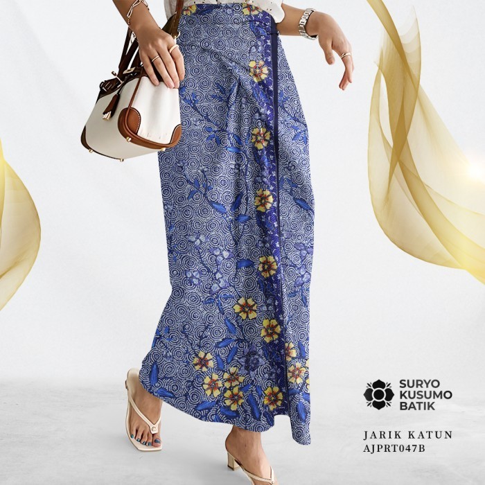Jual Suryo Kusumo Batik - Kain Jarik Batik Tulis Katun - Bunga Kecil ...