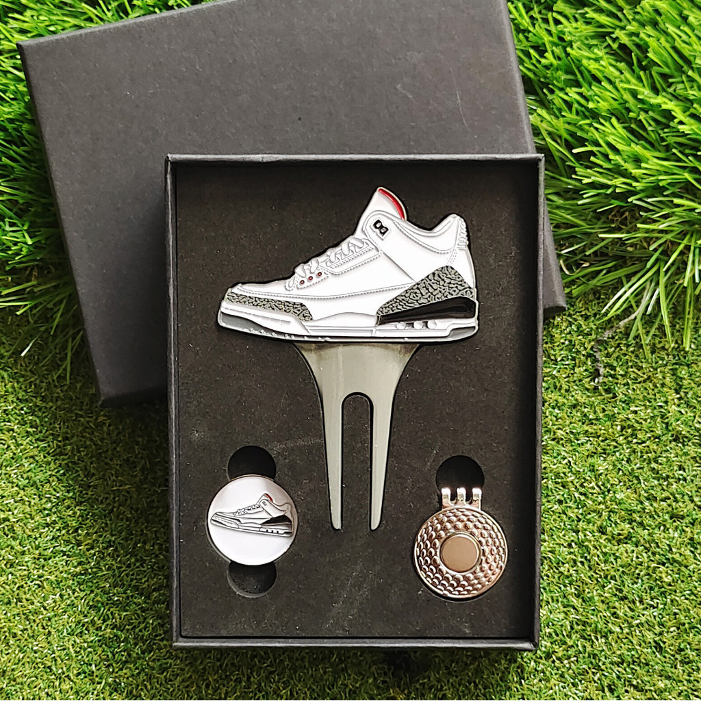 Jual The new Golf Divot Tool Green Fork Golf metal fork with/hat clip ...
