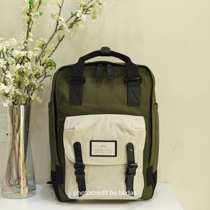 Jual TAS DOUGHNUT BACKPACK MACCARON LARGE - GREEN CREAM(L) | Shopee ...