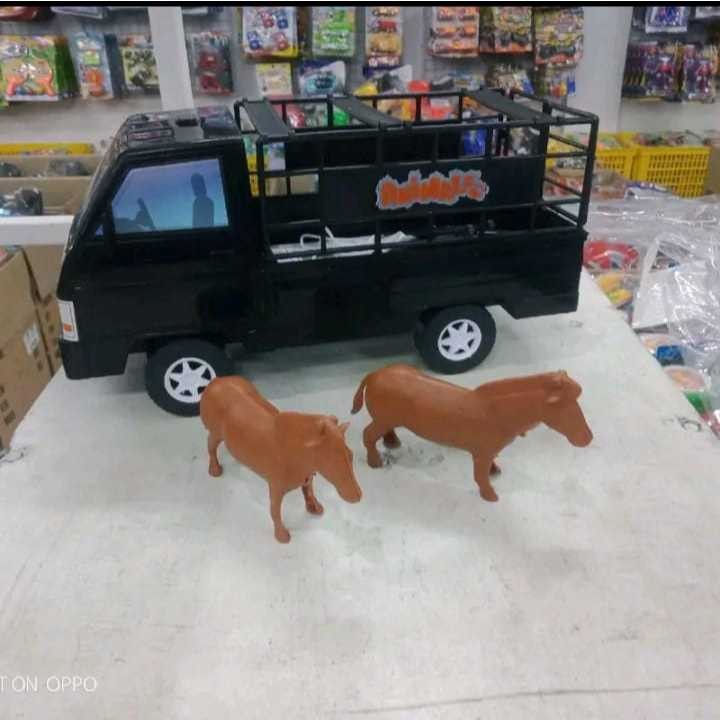 Jual Miniatur Modifikasi Mobil Pick up L300 Bonus Hewan Sapi/Kuda ...