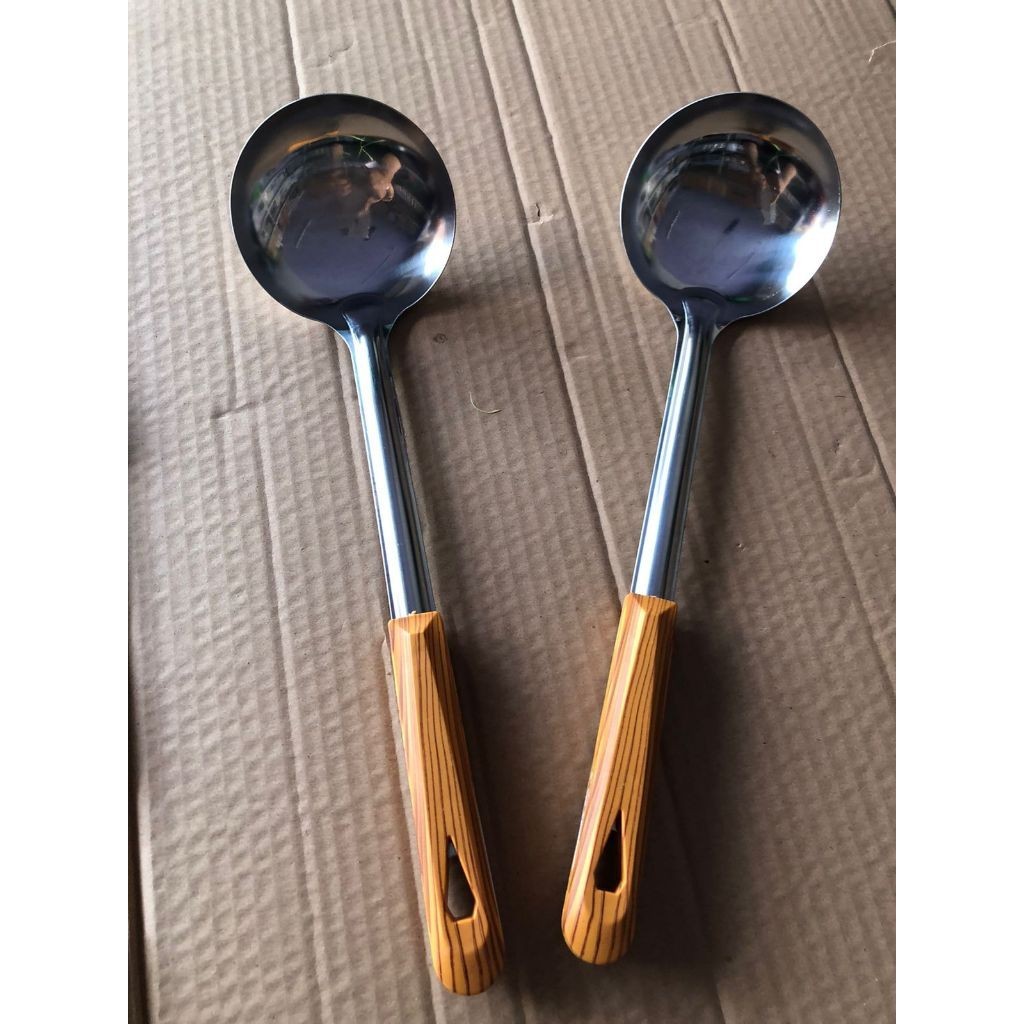 Jual SENDOK SOP TEBAL / IRUS STAINLESS GAGANG MOTIF KAYU CENTONG SOP ...