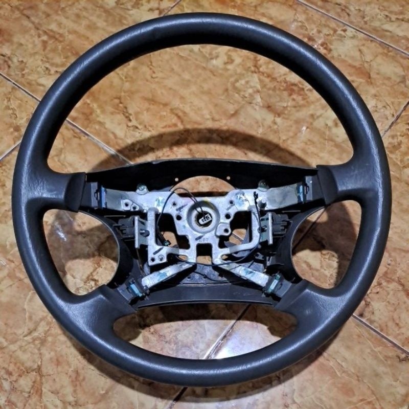 Jual Steering wheel 4 spoke lingkar stir 4 spoke Toyota Fortuner,Innova ...