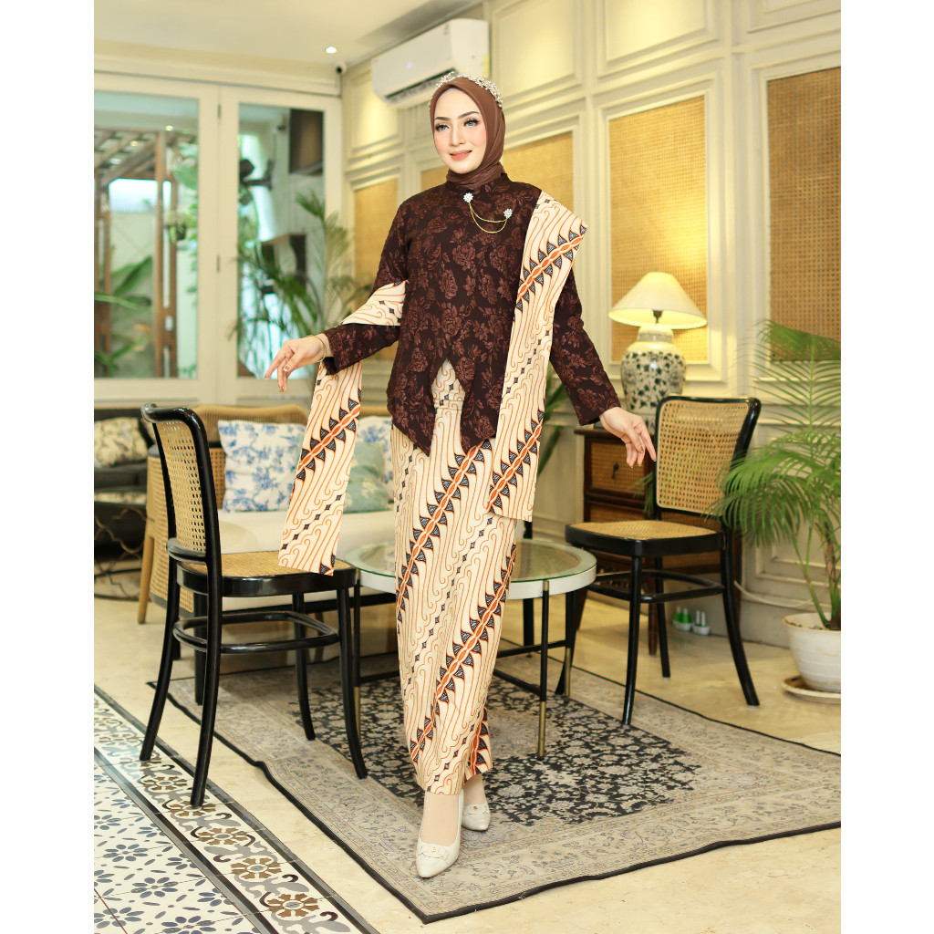 Jual FUNKY.CO >> Stelan Kebaya Janggan Selendang JAGUAR fukuro / kebaya model terbaru / stelan ...