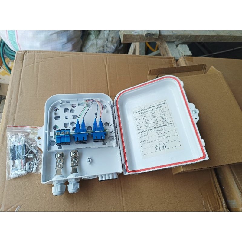 Jual BOX ODP 8 CORE FULLSET WITH SPLITER 1X8 TALI WARNA | Shopee Indonesia