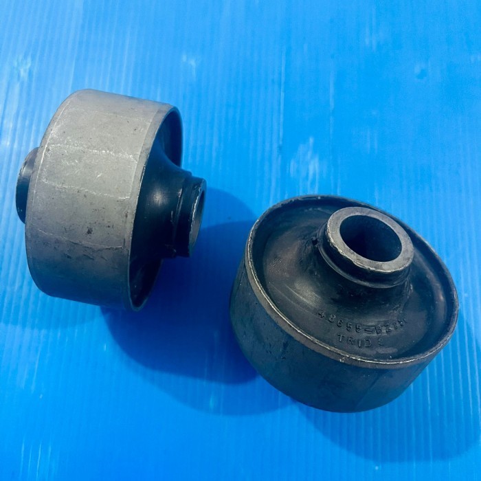Jual BUSHING ARM BIG TOYOTA ALL NEW AVANZA 2022 ORIGINAL | Shopee Indonesia
