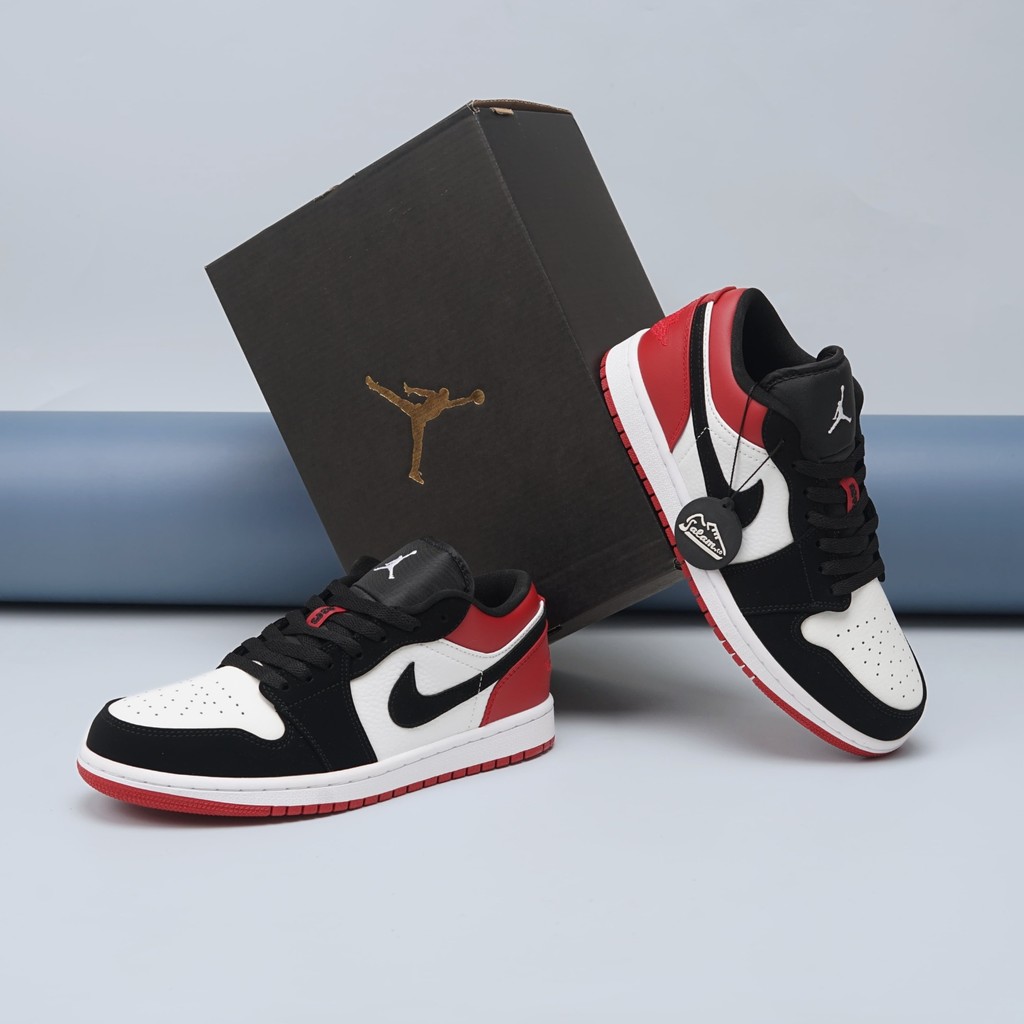 Jual AJ 1 Low 'Black Red Toe' 553558 116 "Unisex" | Shopee Indonesia