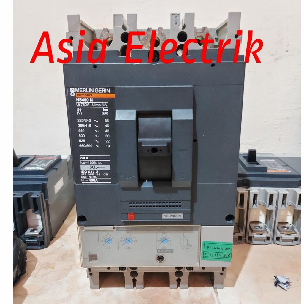 Jual MCCB BREKER NFB NS400N 3P 400A MERLIN GERIN | Shopee Indonesia
