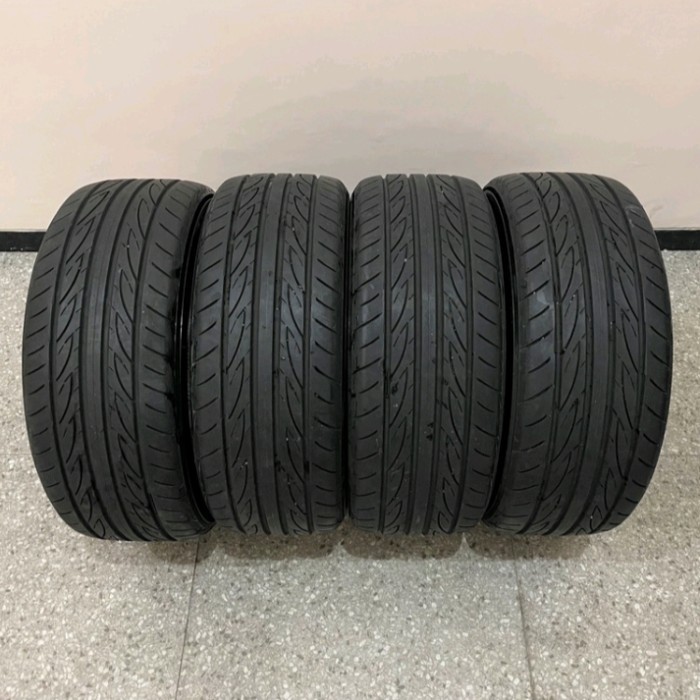 Jual Ban Mobil Bridgestone D697 AT 235/75 R15 (Nazwa workshop) | Shopee ...