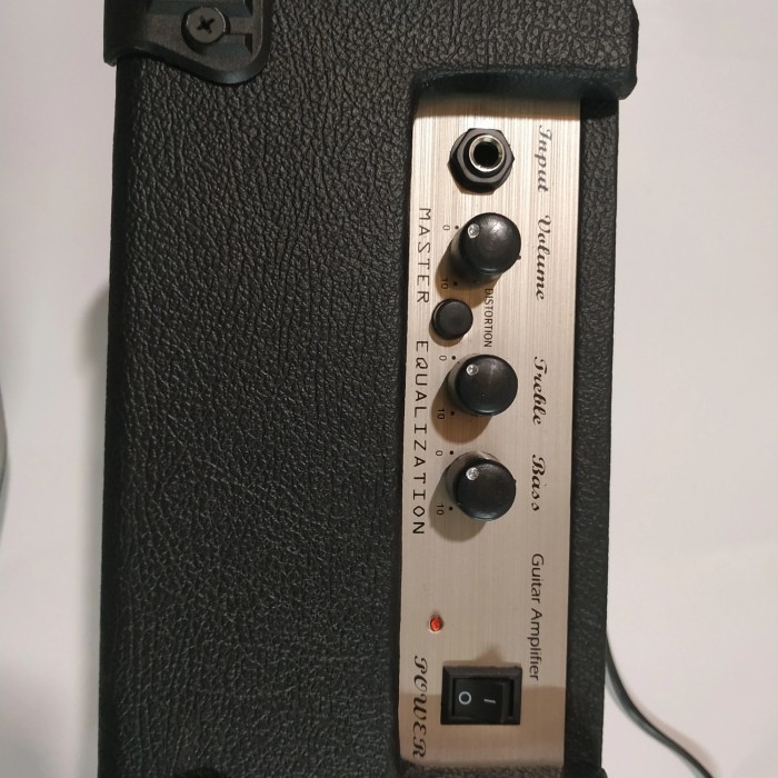 Jual Ampli Gitar 2 input ALMUS mini free kabel aux sdh ada distorsi ...