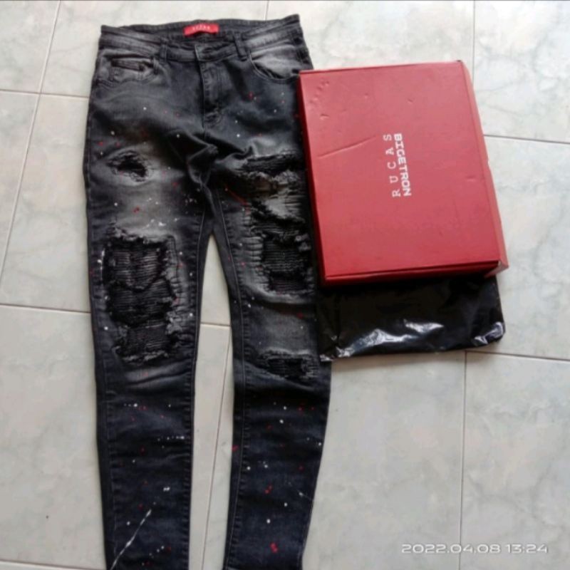 Jual PESTA GAJIAN celana jeans rucas x Bigetron btr limited edition art ...