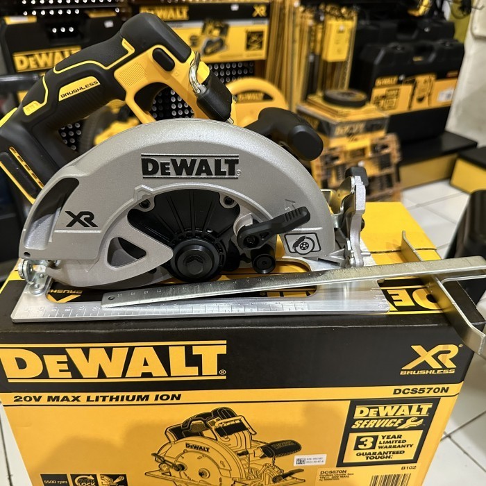 Jual Dewalt DCS570N-B1, Brushless Circular Saw 20V/Mesin potong Gergaji ...