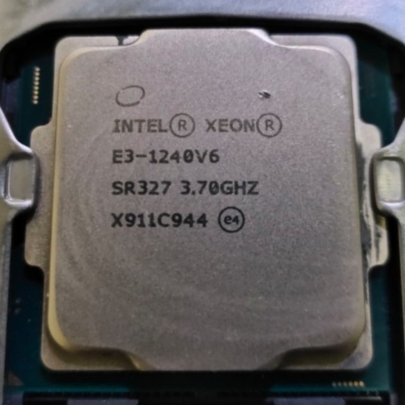 Jual Processor Intel Xeon E3 1240 V6 Kaby Lake 3.7 GHz LGA 1151 | Shopee Indonesia