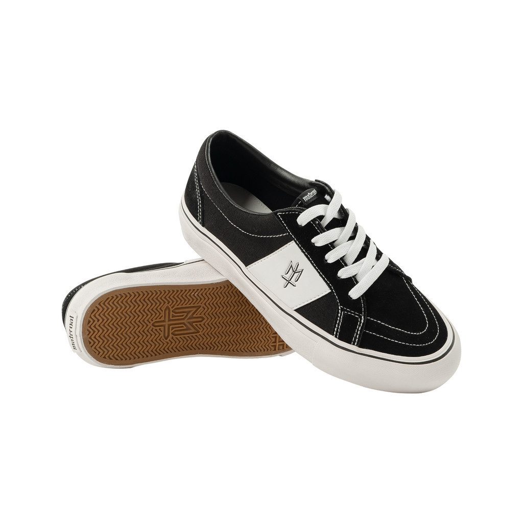 Jual SEPATU MATERNAL DISASTER | INVERNI BLACK WHITE | Shopee Indonesia