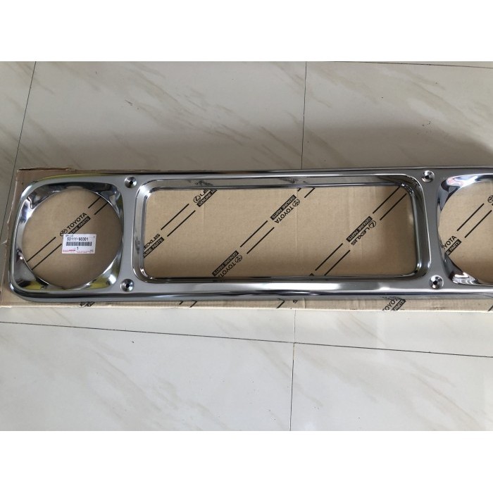 Jual grille grill gril front radiator depan kaca mata hardtop Toyota ...