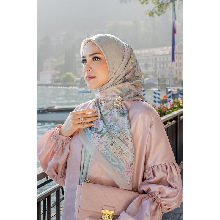 Jual BUTTONSCARVES ORIGINAL STORE 100% - Como Square | Shopee Indonesia