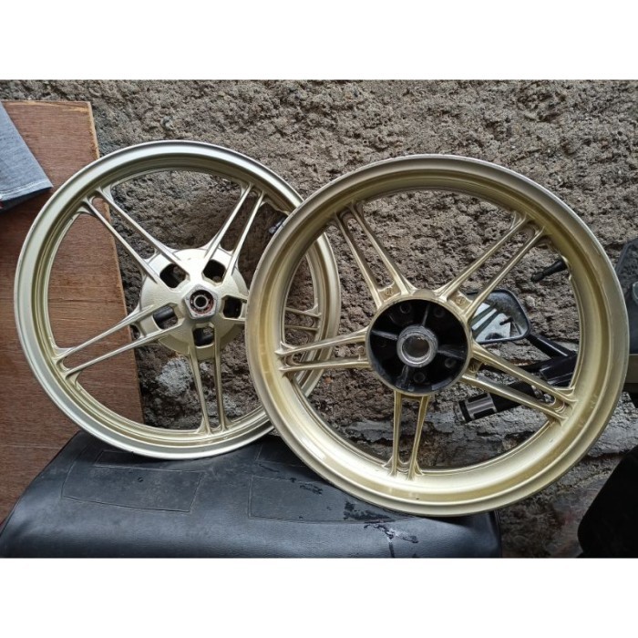 Jual Velg Yamaha R15 V2 R 15 V 2 Pelek Racing Palang Original Ori ...