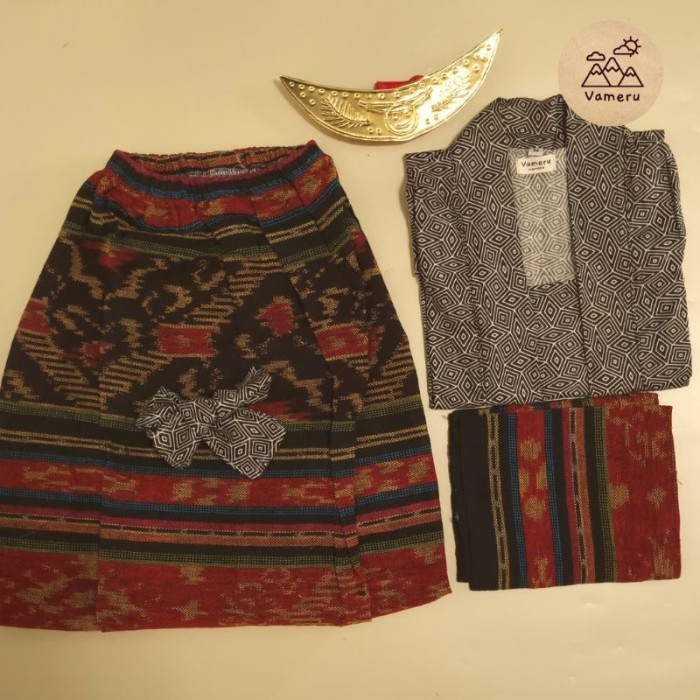 Jual Baju Kebaya Anak Tenun Ntt Pakaian Adat Sumba Flores Set Lengkap ...