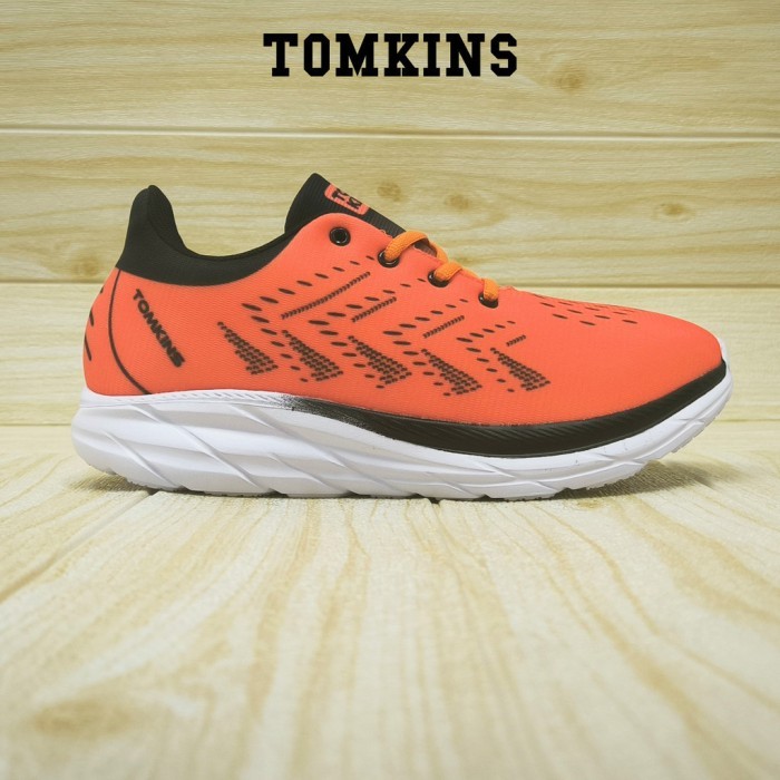 Jual TOMKINS Stream - Jingga Hitam Sepatu Olahraga Pria - Ukuran 41 ...