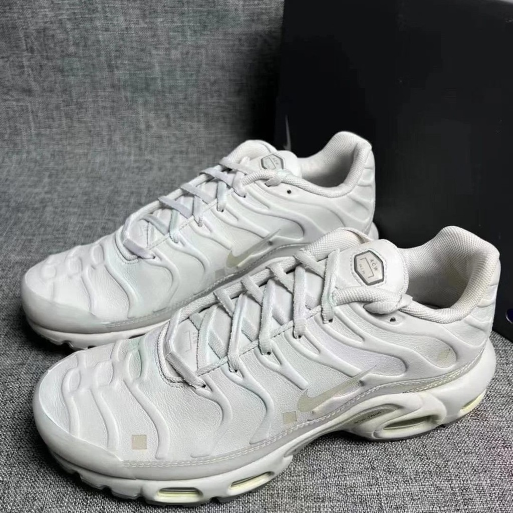 Jual ORIGINAL AIR MAX PLUS TN TRIPLE WHITE | Shopee Indonesia