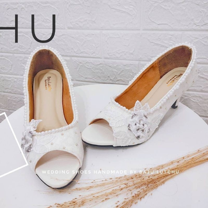 Jual PB - open toe heels putih bunga | Shopee Indonesia