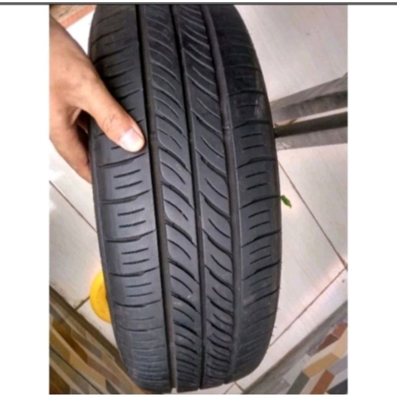 Jual Ban Mobil Copotan Ring 14 Merek Dunlop Ukuran 175/65 R14 Second Tubless | Shopee Indonesia
