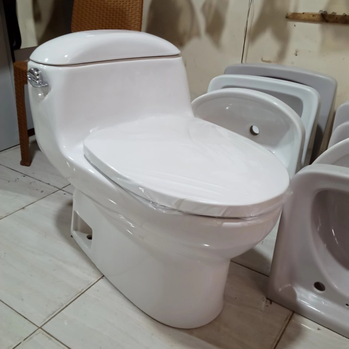 Jual kloset closed toilet duduk toto cw 914 j Indah Sanitary | Shopee ...