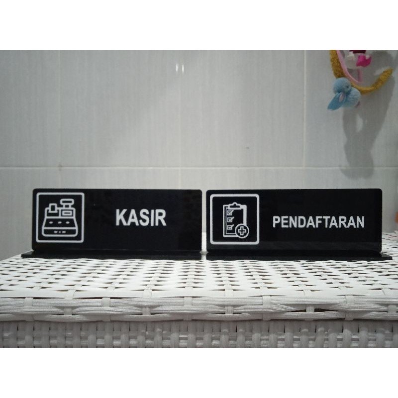 Jual Sign Label Akrilik Kaisr - Pendaftaran | Papan Meja Kasir Akrilik ...