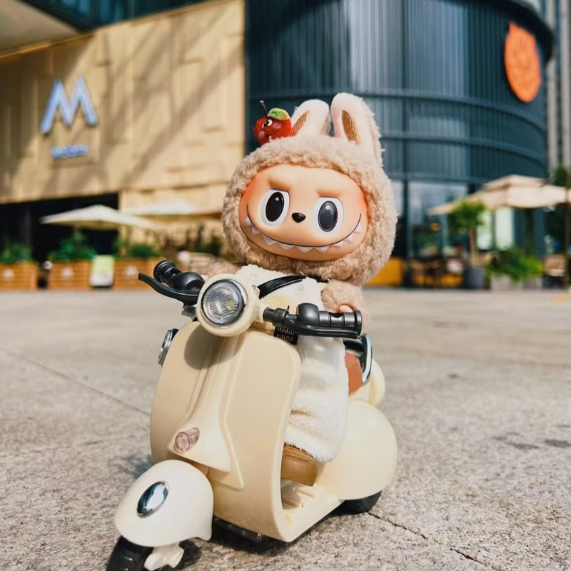 Jual LABUBU POP - MART sepeda motor mainan labubu Otomatis lucu dengan ...