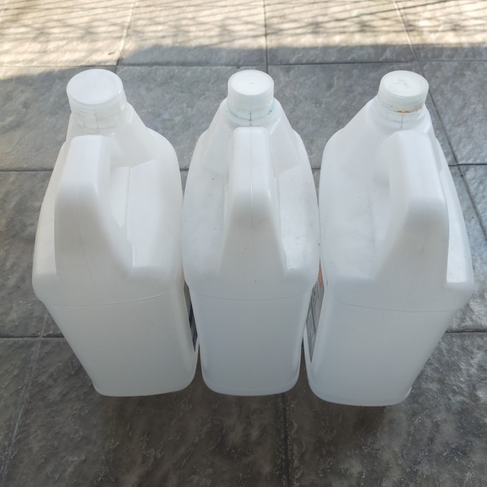 Jual Botol Jerigen / Jirigen 5 L (5000ML) | Shopee Indonesia