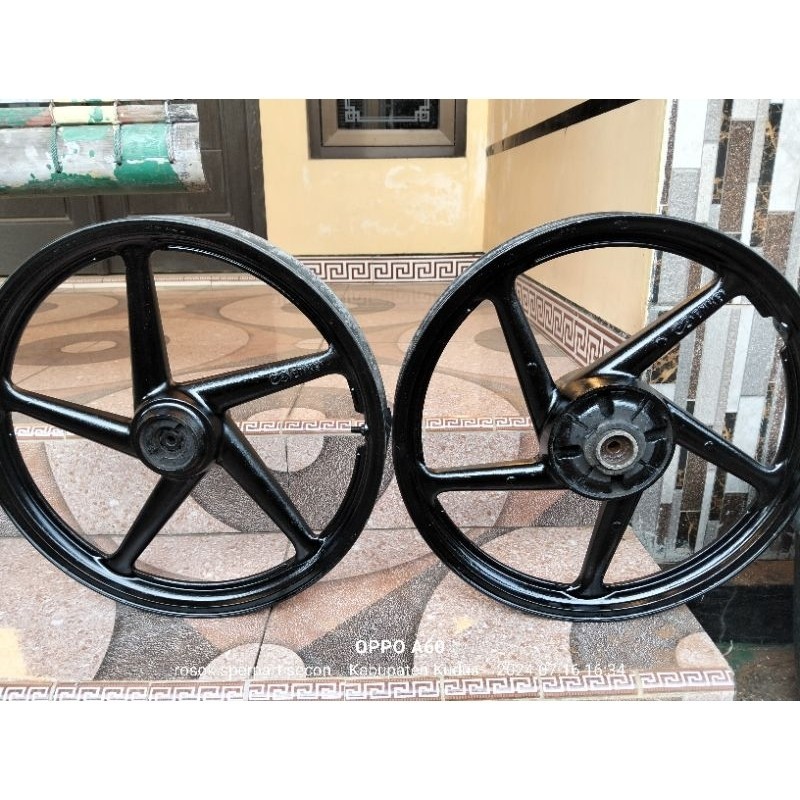 Jual VELG RACING DEPAN BELAKANG SUZUKI SMASH SHOGUN ORIGINAL SECOND ...