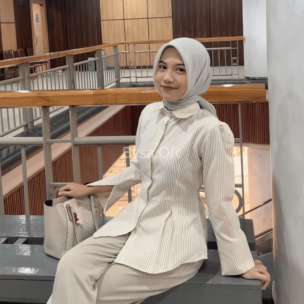 Jual Kemeja Stripe Rempel Fit Body Wanita Casual Daily Formal - Bysa ...
