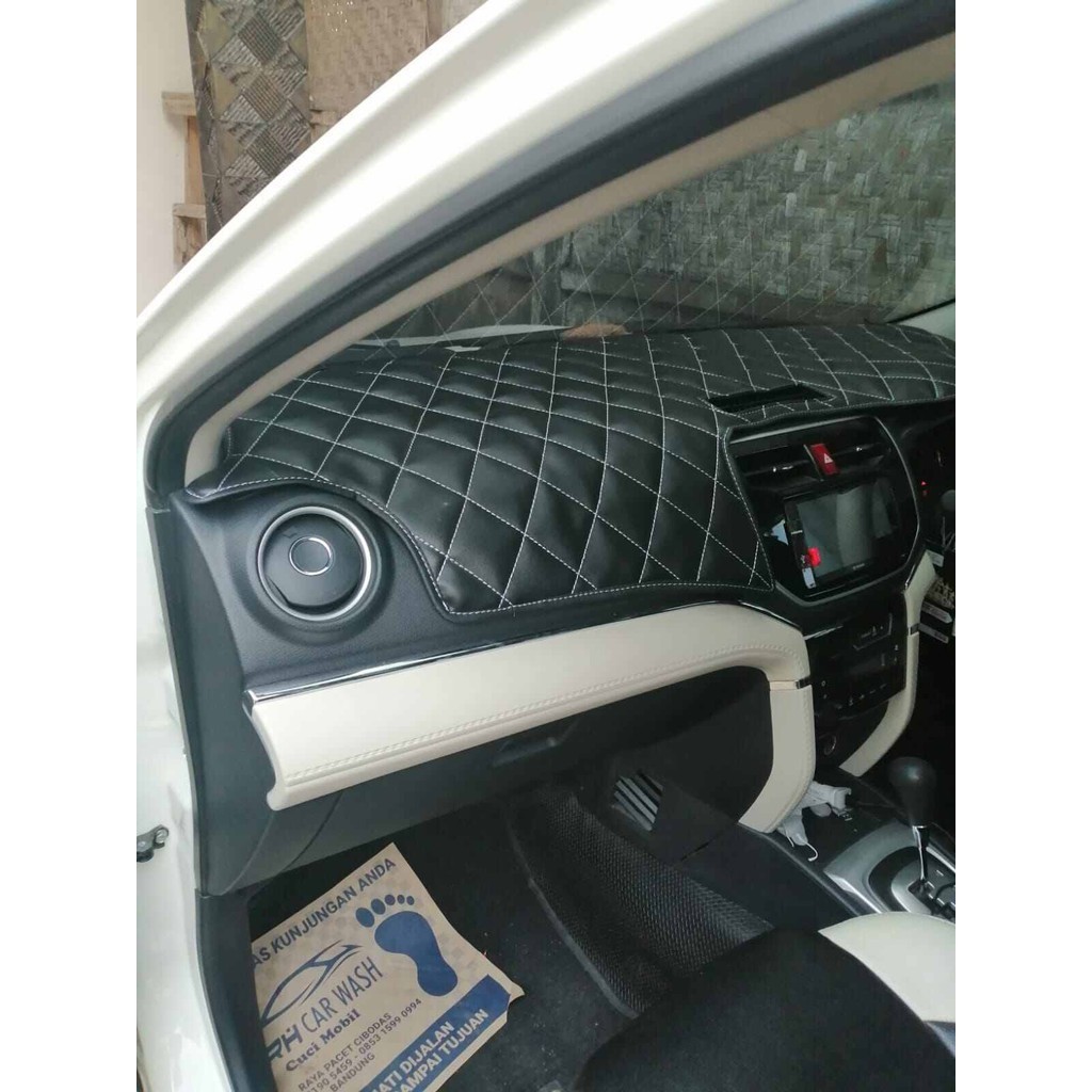 Jual dasbor mobil kulit brkualitas bagus alas dashboard mobil toyota ...