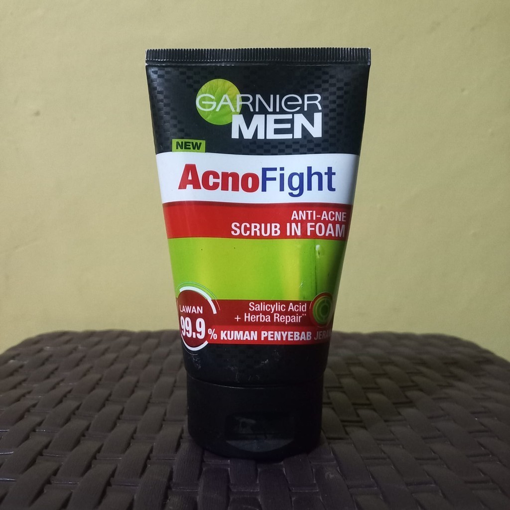 Jual Garnier Men Acno Fight Foam 6 In 1 Anti Acne 100Ml | Shopee Indonesia
