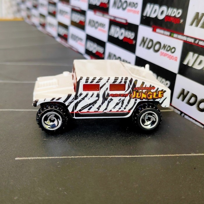 Jual SP99 Hot Wheels Humvee White Zebra 2nd Loose Giftpack 1998 Off ...