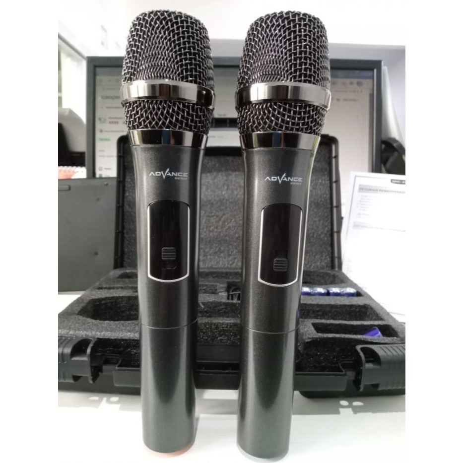 Jual Mic Advance 202 Profesional 2 Mic Wireless Microphone Karoke Mic ...
