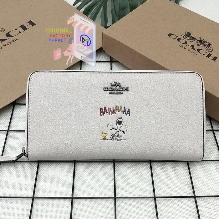 Jual Dompet COC F16122 Long Wallet Snoopy Edition White Leather ...
