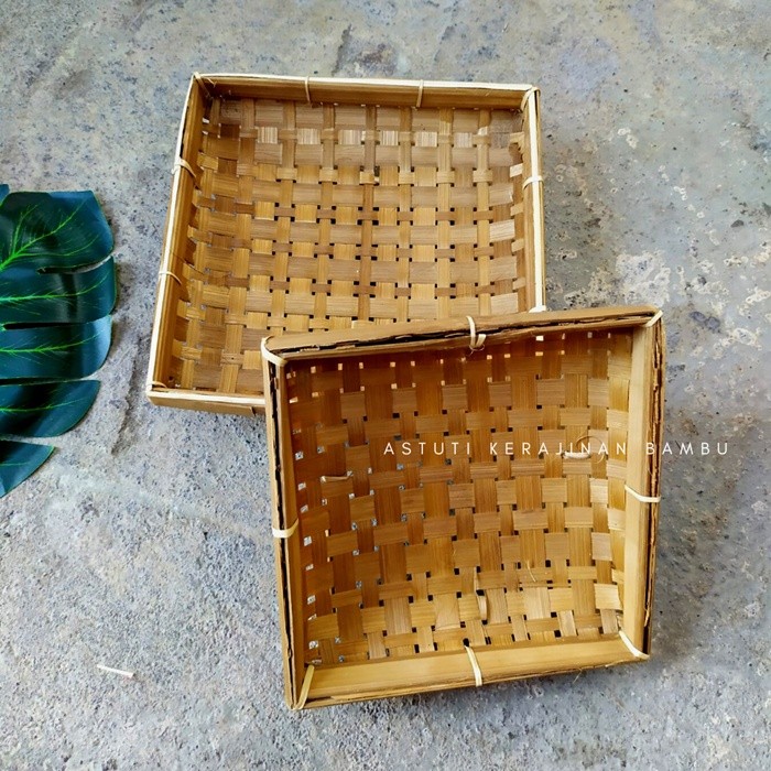 Jual PIRING BAMBU KOTAK / PIRING ANYAMAN LESEHAN / PIRING BAMBU ...