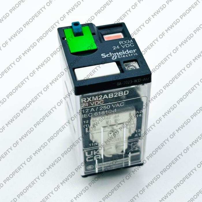 Jual SCHNEIDER RELAY PLUG IN 2CO 12A DENGAN LED 24VDC RXM2AB2BD ...