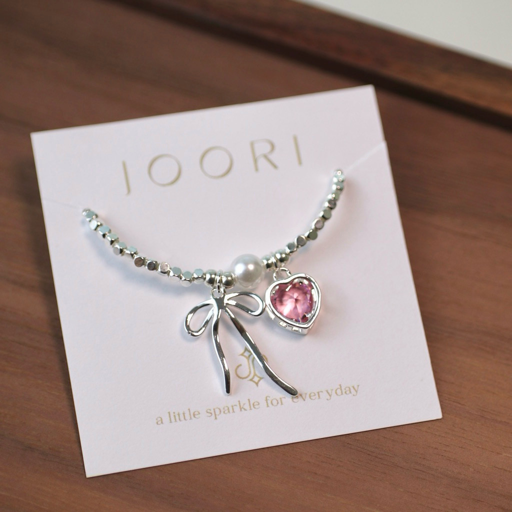 Jual JOORI - Gelang Kait Wanita motif Pita dan Hati Silver | Shopee ...