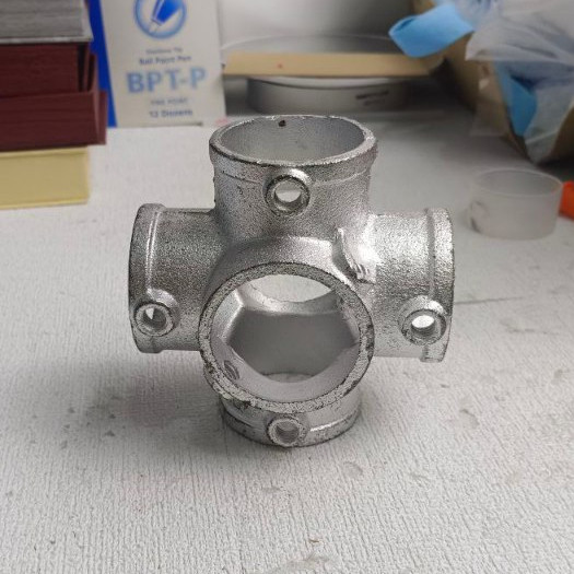Jual Tee Besi Galvanis 2 Inch Reducer Tees Besi 2inch T Sambungan Pipa ...