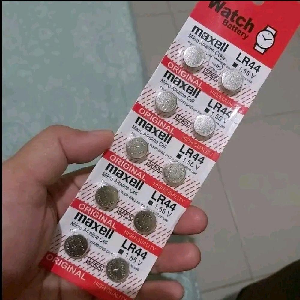 Jual Batu Batrai jam lembaran isi 10pcs Maxell LR44 1.55V / Mikro Alkaline Cell Watches ...
