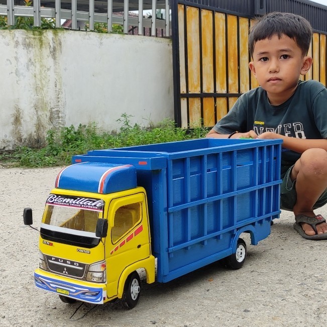 Jual Mainan mobil truk kayu miniatur truck oleng JUMBO mobilan anak ...