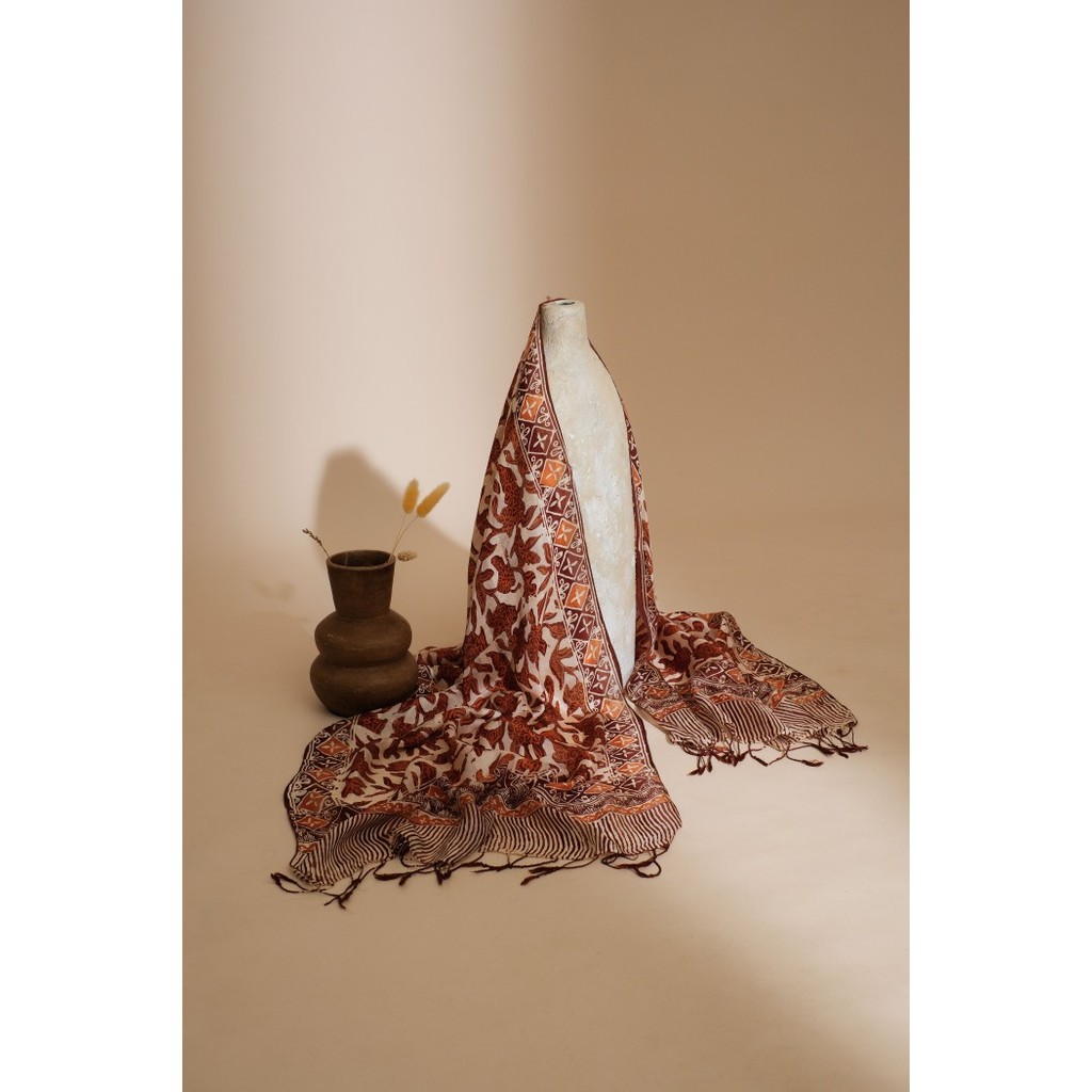 Jual BATIK RATU - Syal Batik Sutra Daun Puring - Brown - 55 | Shopee ...